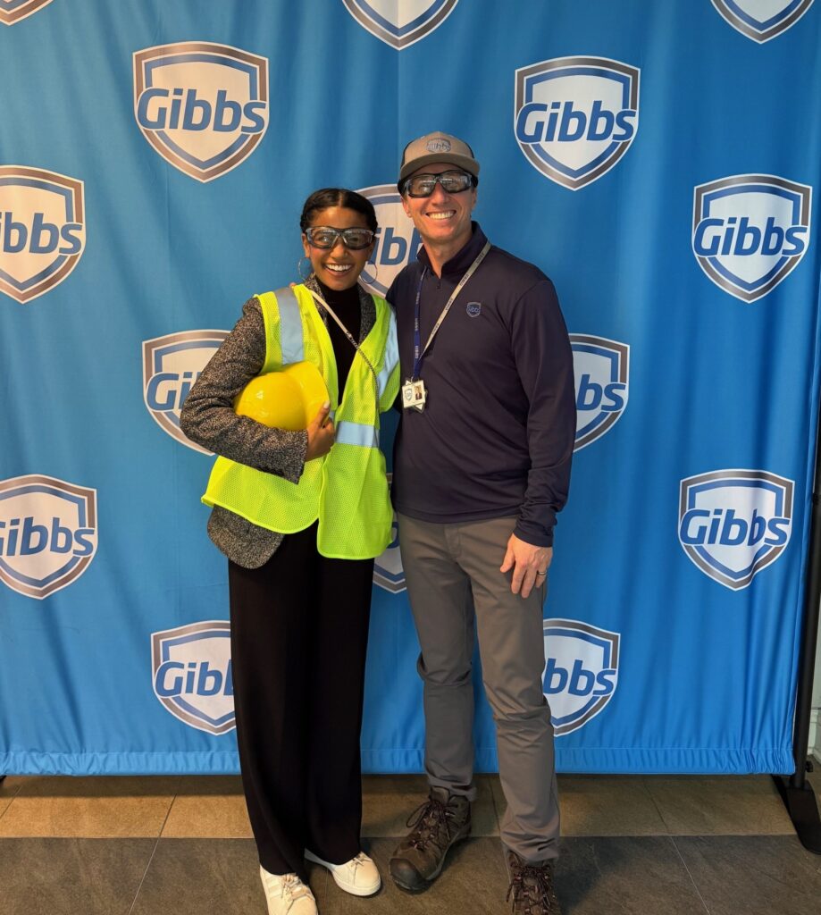 Gibbs Hosts Federal Reserve Bank of St. Louis Regional Executive - Gibbs